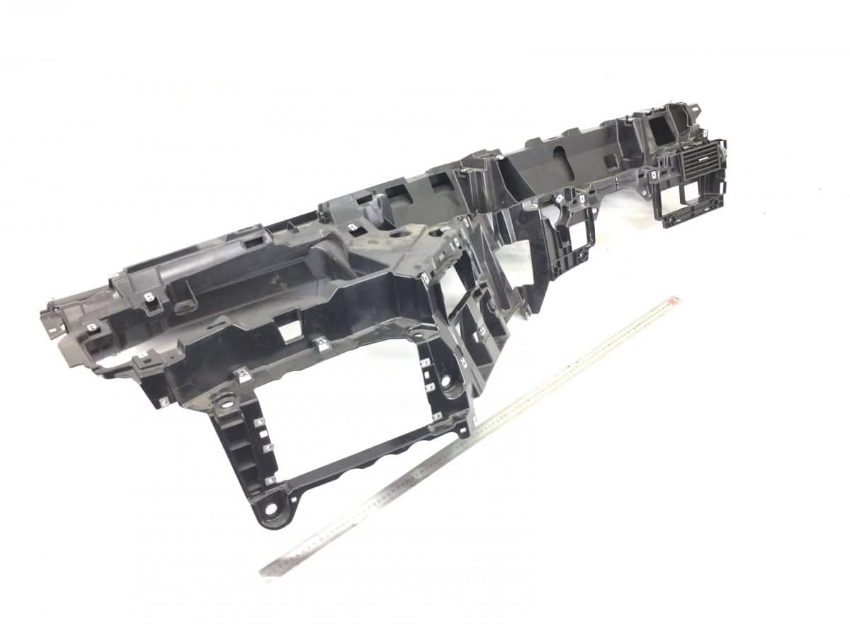Ansamblu Traverse Bord Volvo – Coduri 84045830 și 84033016 - dru-global.com